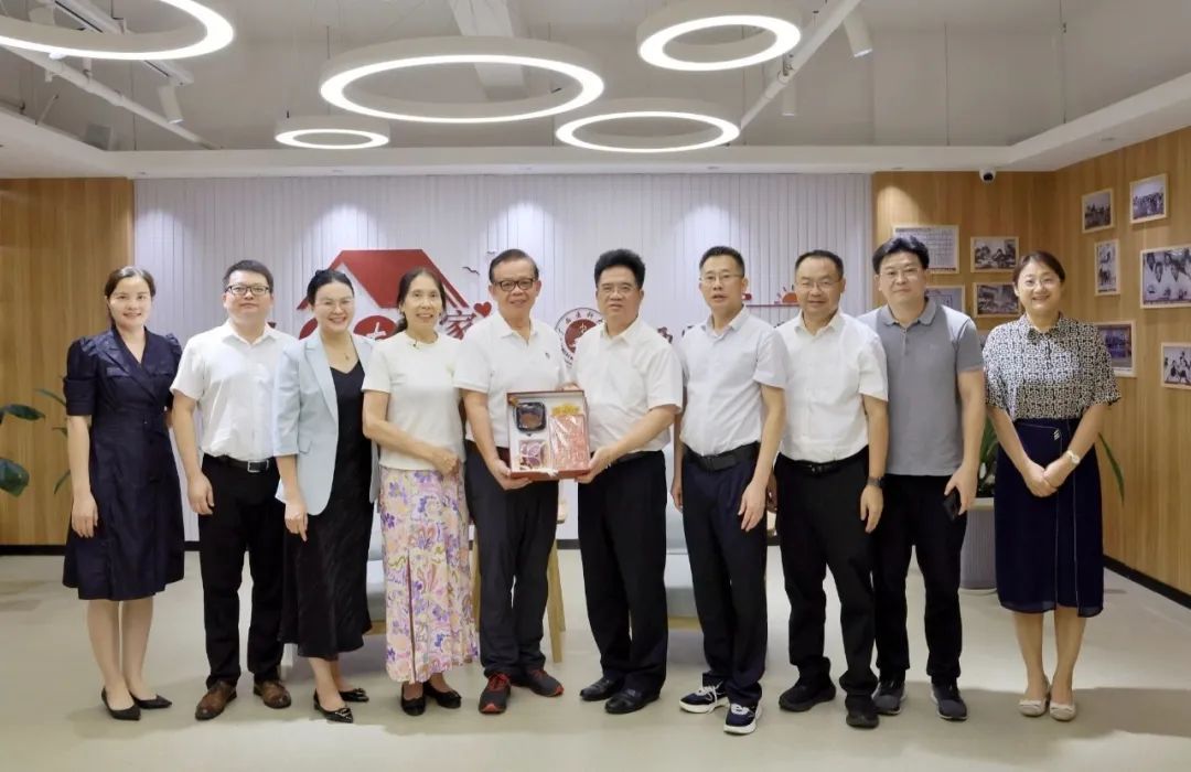 广西医科大学90周年校庆--https://www.gxmu.edu.cn/ztjs/90/